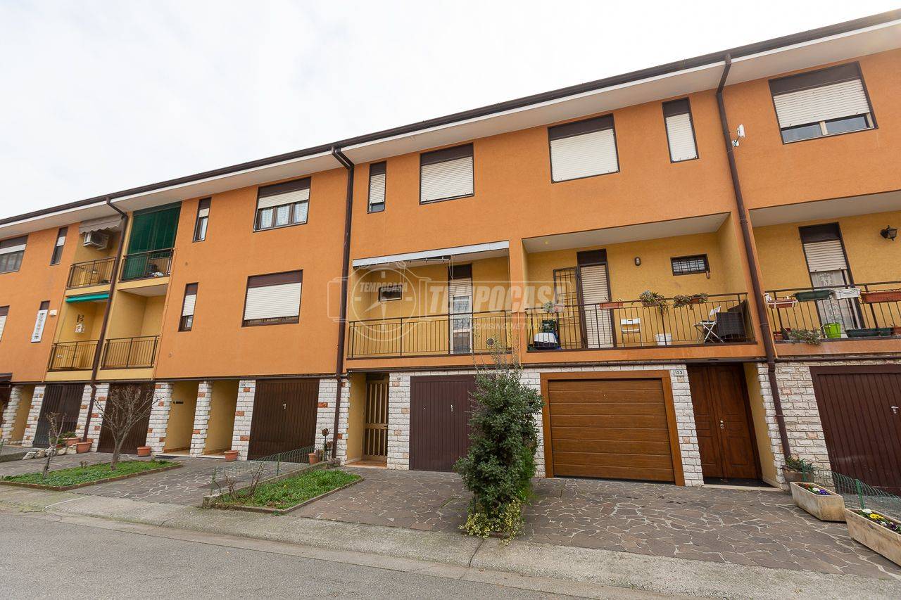 Appartamento via Tiziano 131, San Polo Nuovo, Brescia