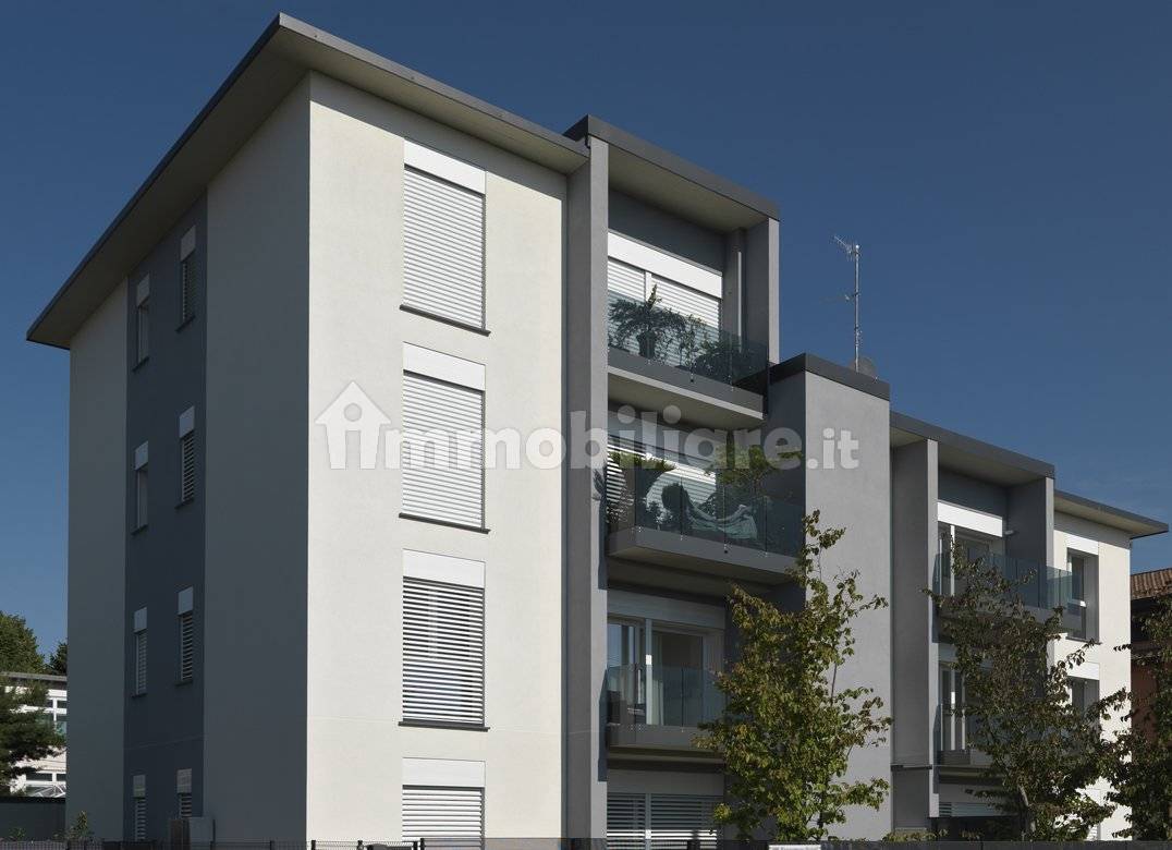 Trilocale via L  V  dell'Orto 22, Saronno