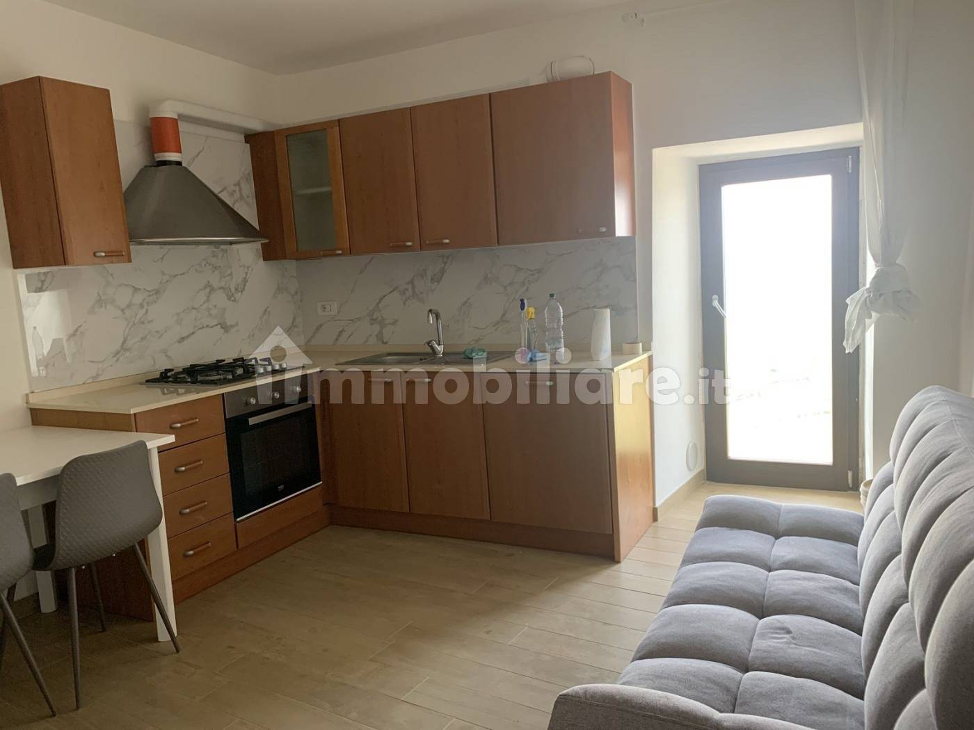 Trilocale via corso, Centro, Monteprandone