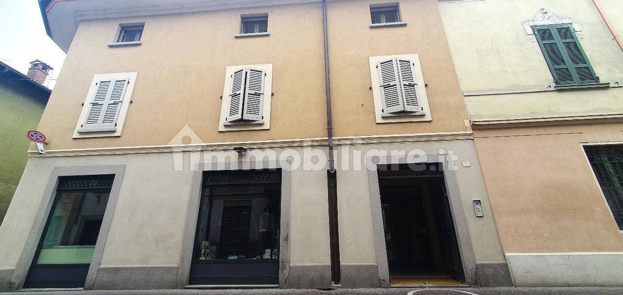 Trilocale via Giacomo Matteotti 37/39, Centro, Soncino