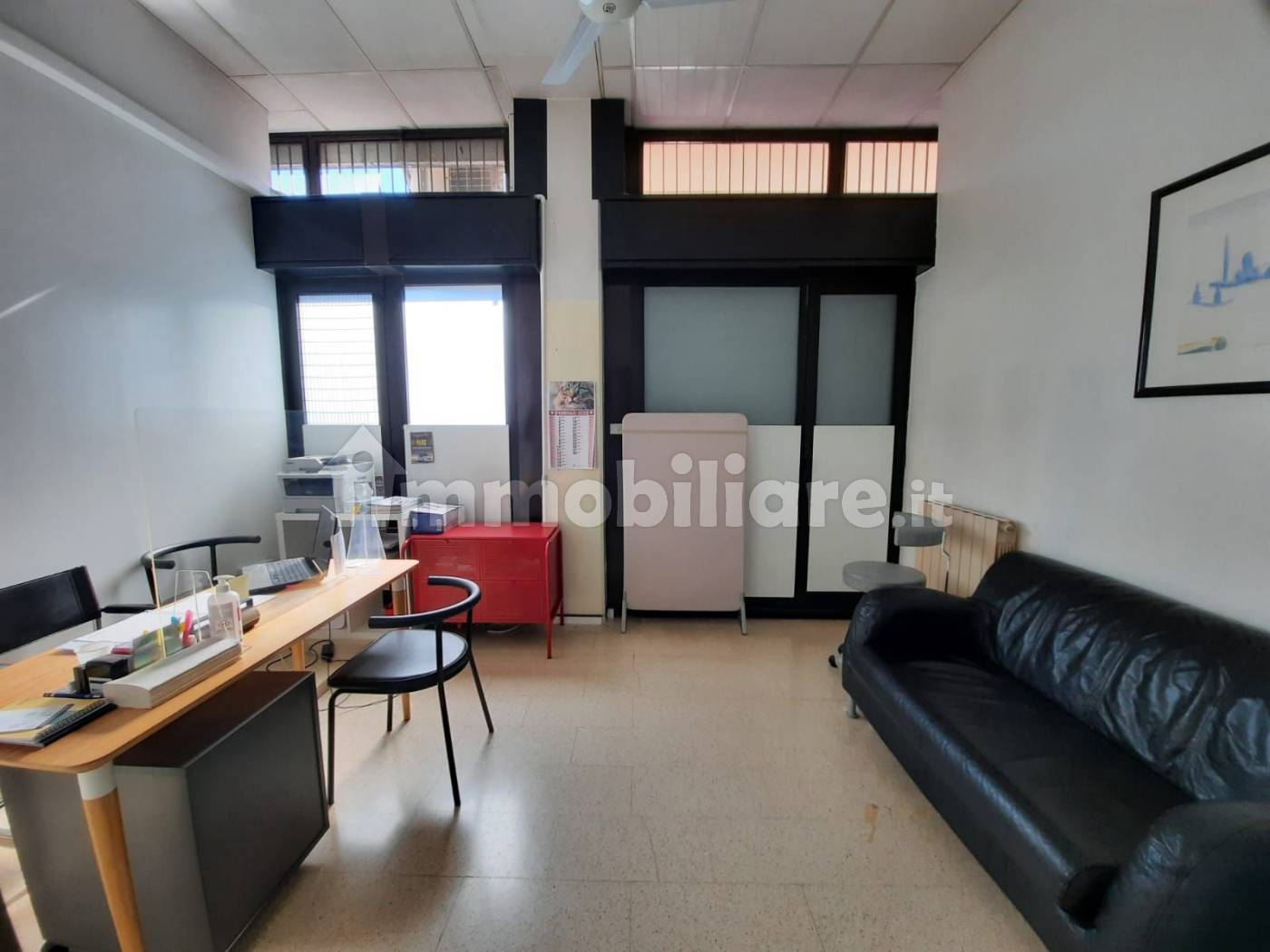 Locale commerciale in Vendita