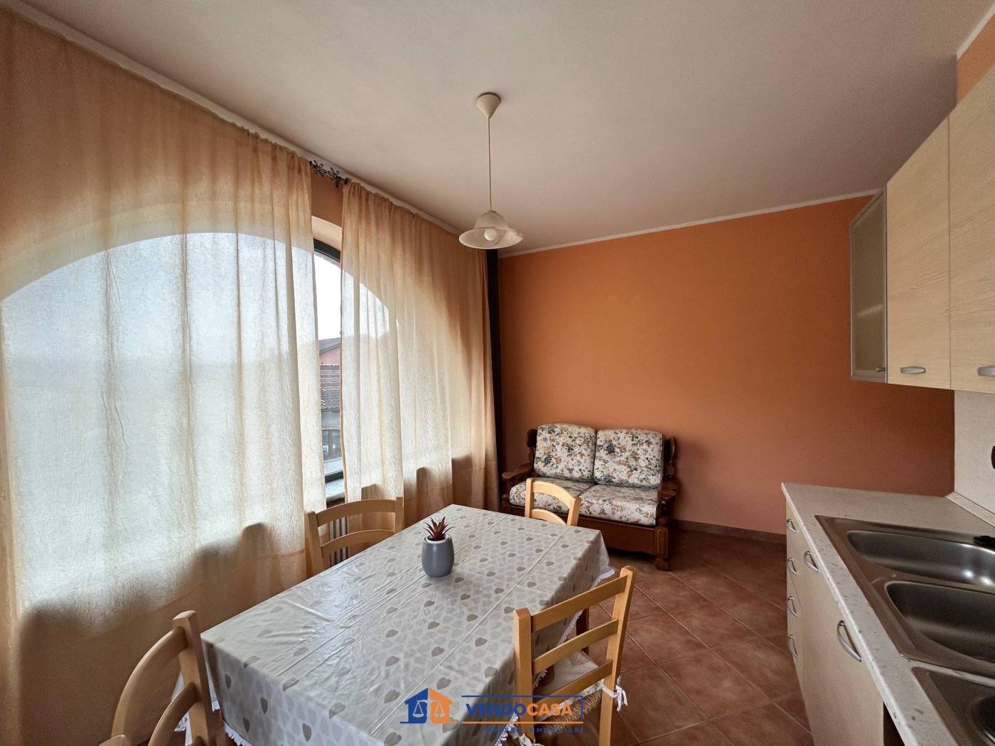 Bilocale via 4 Novembre 41, San Giuseppe, Castagnito