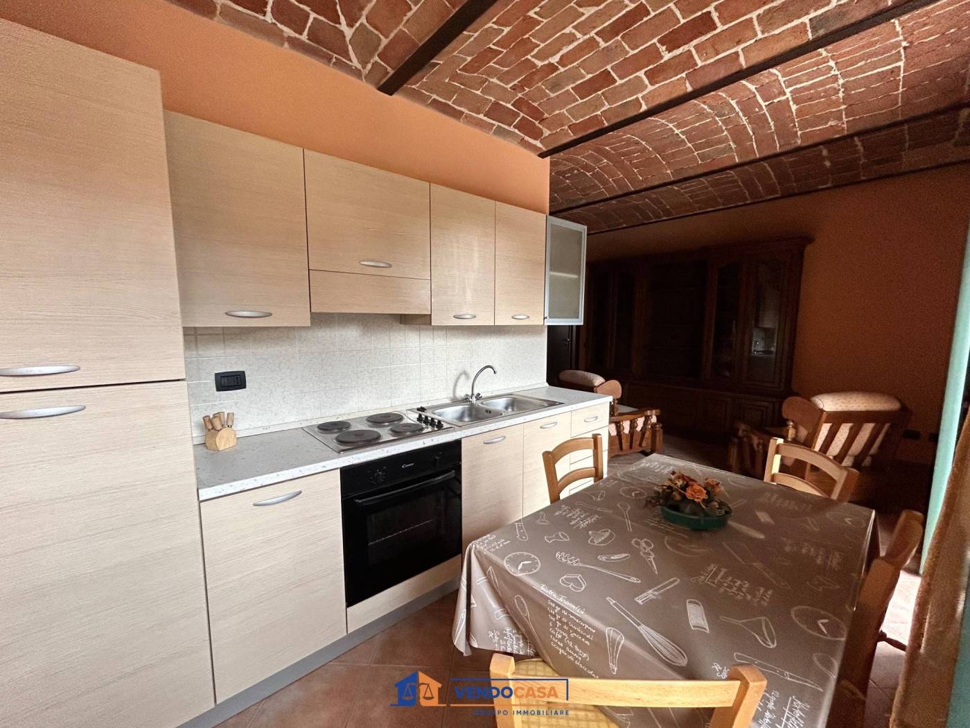 Bilocale via 4 Novembre 41, San Giuseppe, Castagnito