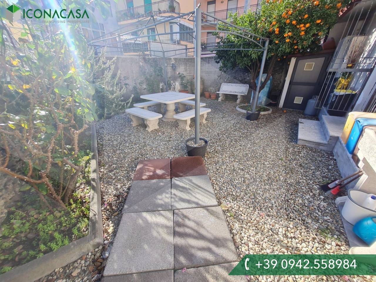 Trilocale via Sparagonà 473, Santa Teresa di Riva