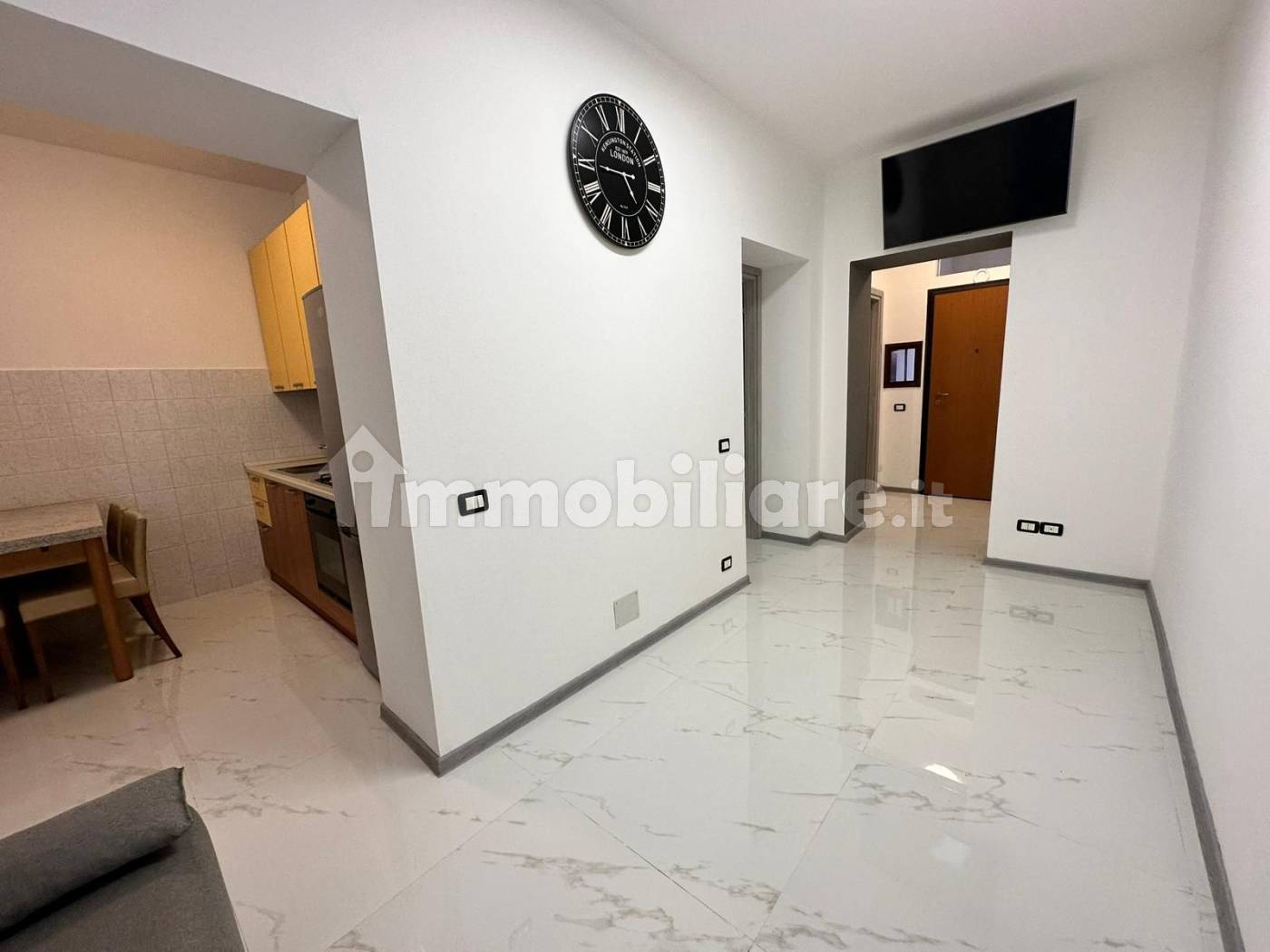 Bilocale via Giacomo Puccini, Centro, Guanzate