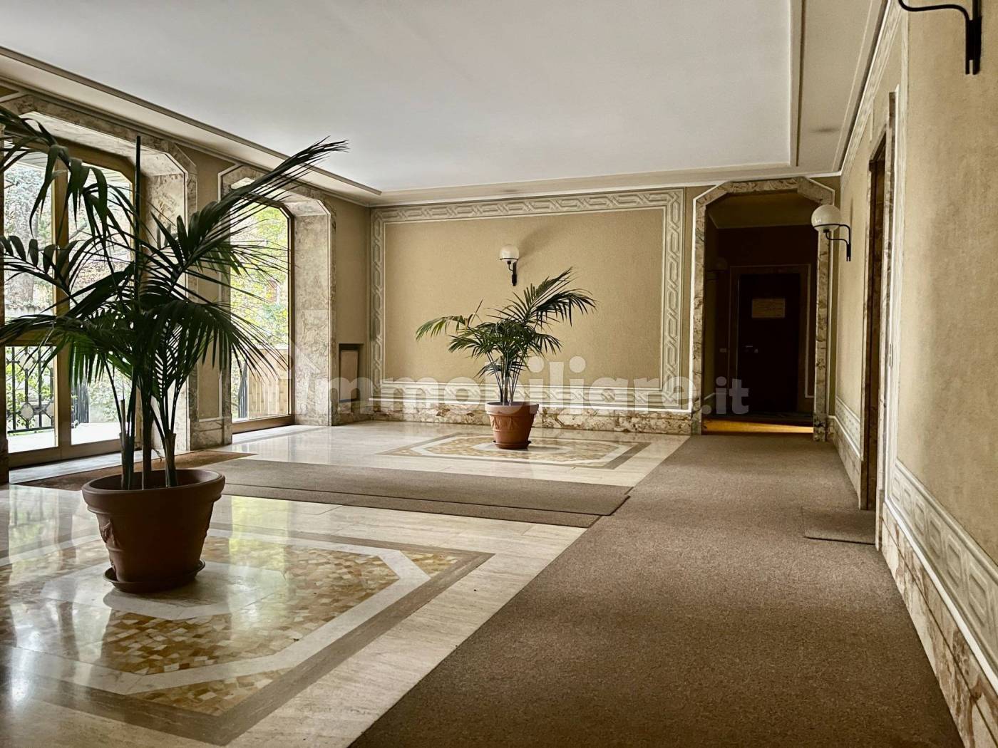 Quadrilocale via Giacomo Leopardi 9, Parco, Monza