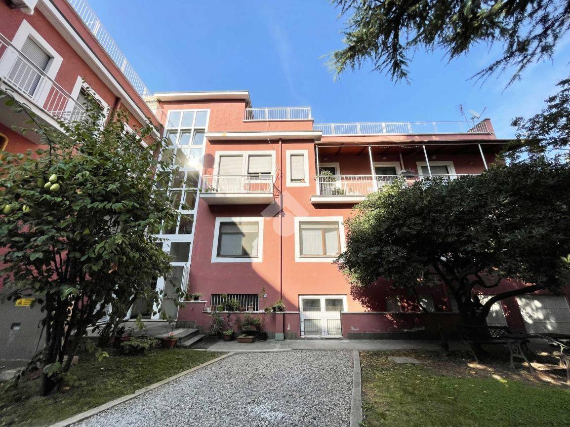 Laboratorio in Vendita