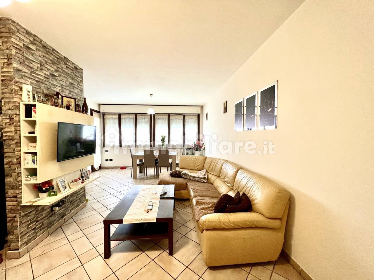 Trilocale viale Guglielmo Marconi 163, Gualdo, Roncofreddo