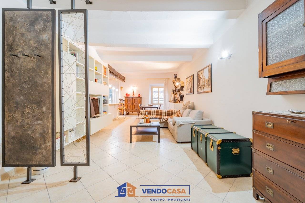 Quadrilocale via Finelli 18, Centro, Carrara