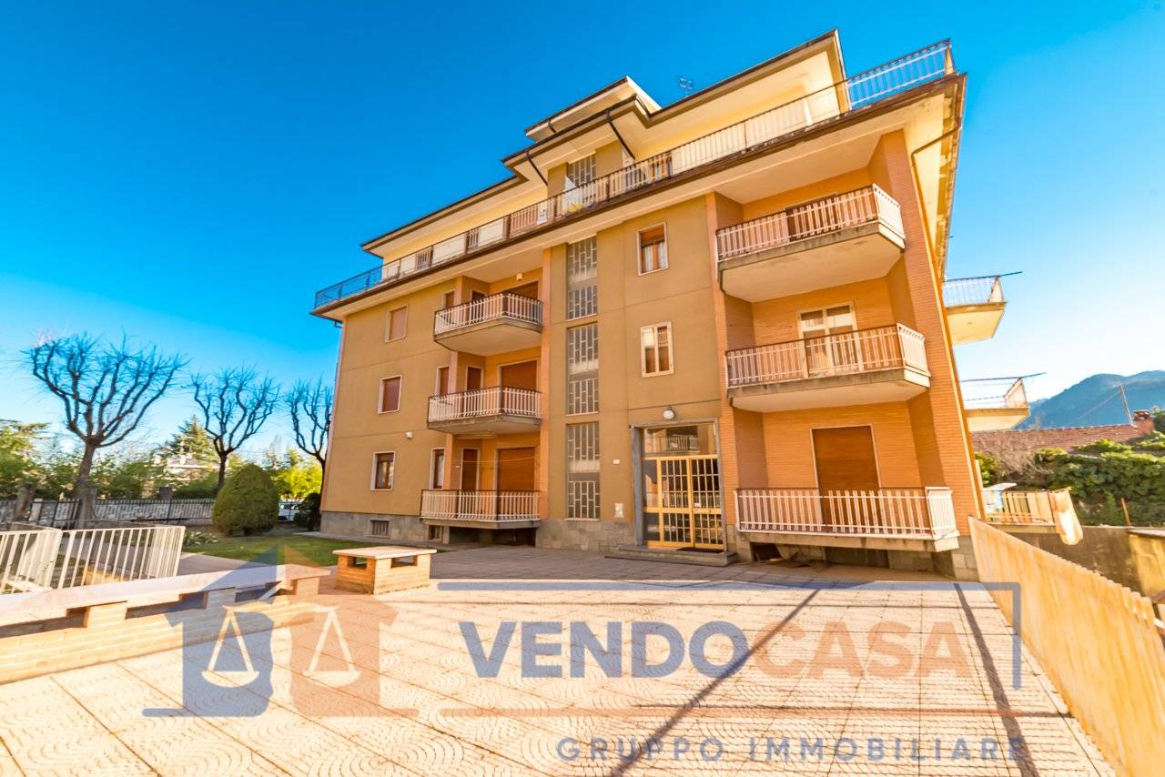 Trilocale via Pasubio 10, Centro, Dronero