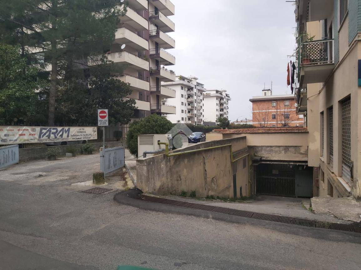 Garage - Box in Vendita