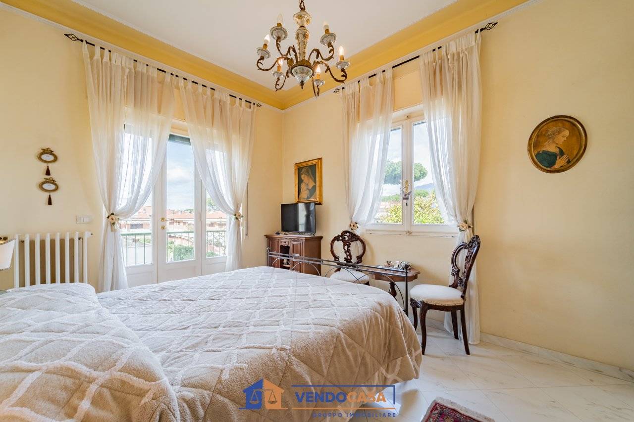 Trilocale via Pisa 21, Marina di Massa Centro, Massa