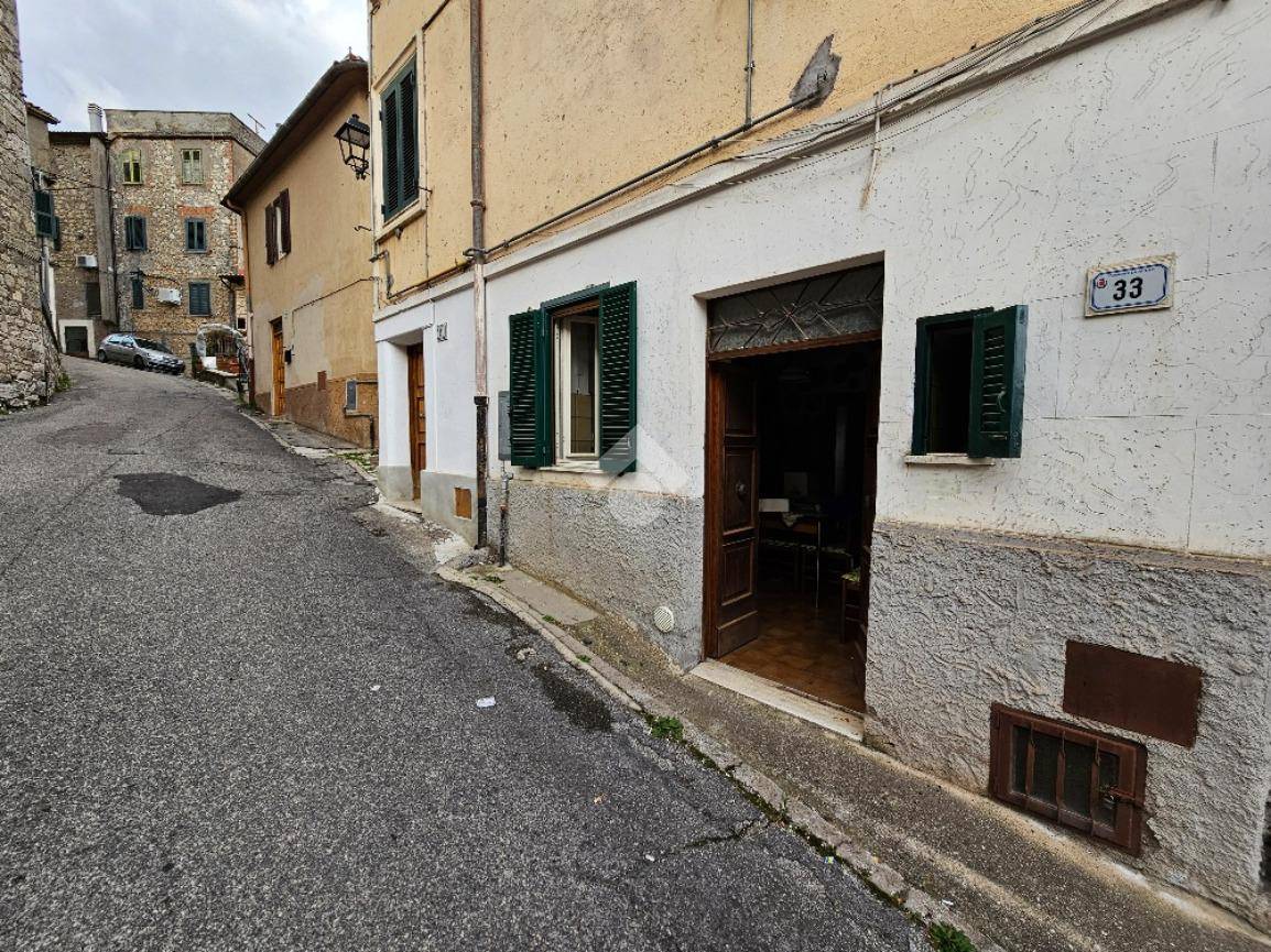 Bilocale via Beata Maria de Mattias, Acuto