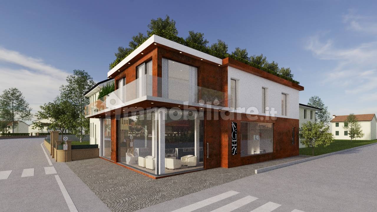 Locale commerciale in Vendita