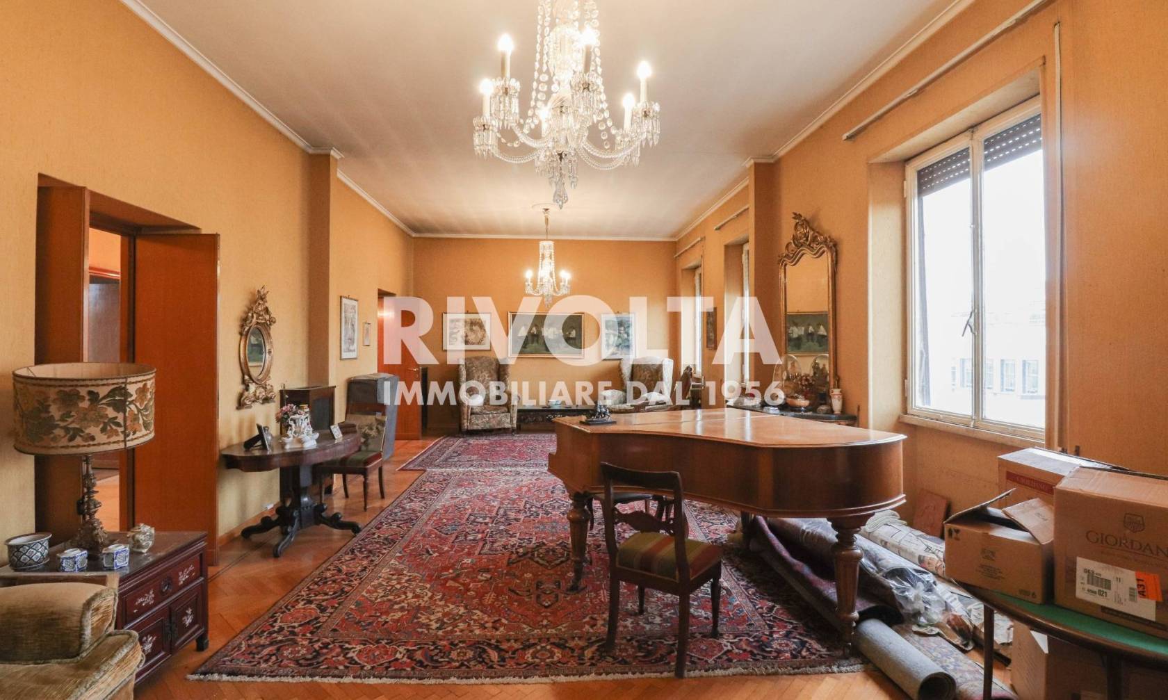 Appartamento via Fornovo 7, Prati, Roma