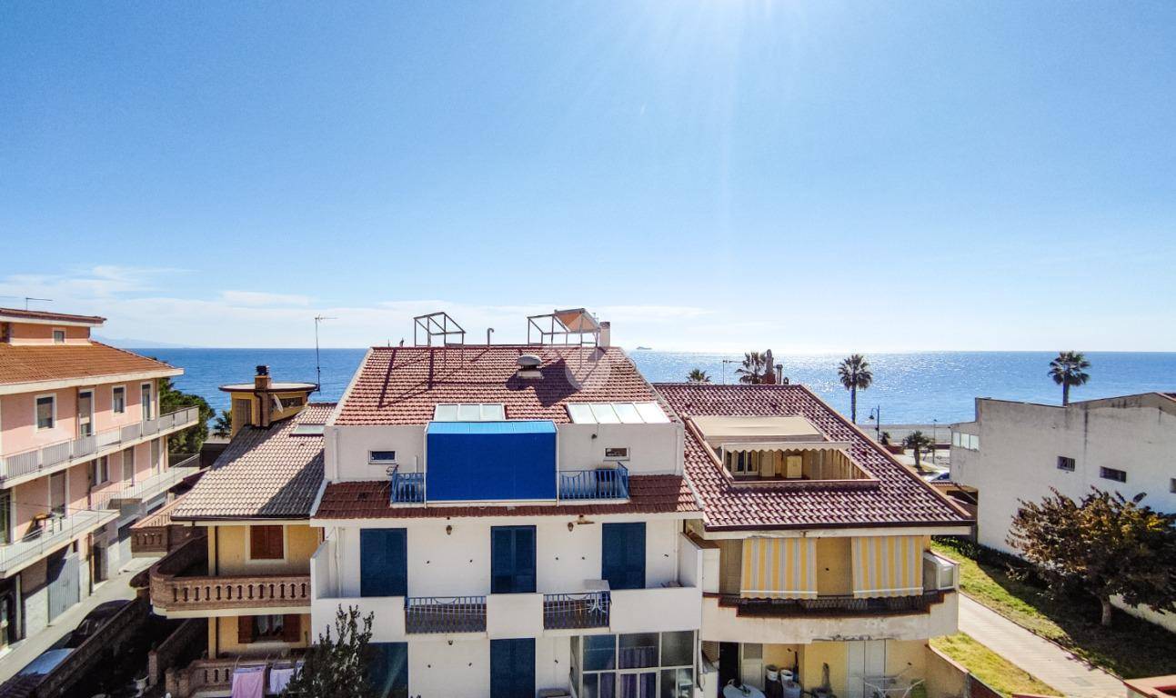 Bilocale via carlo botta 4, Nizza di Sicilia