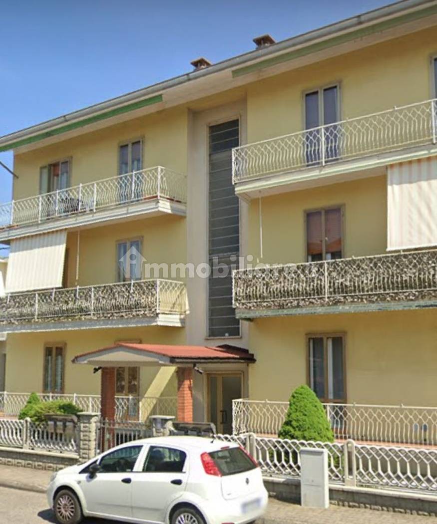 Trilocale via Giuseppe Ghisoni 6, Centro, Podenzano