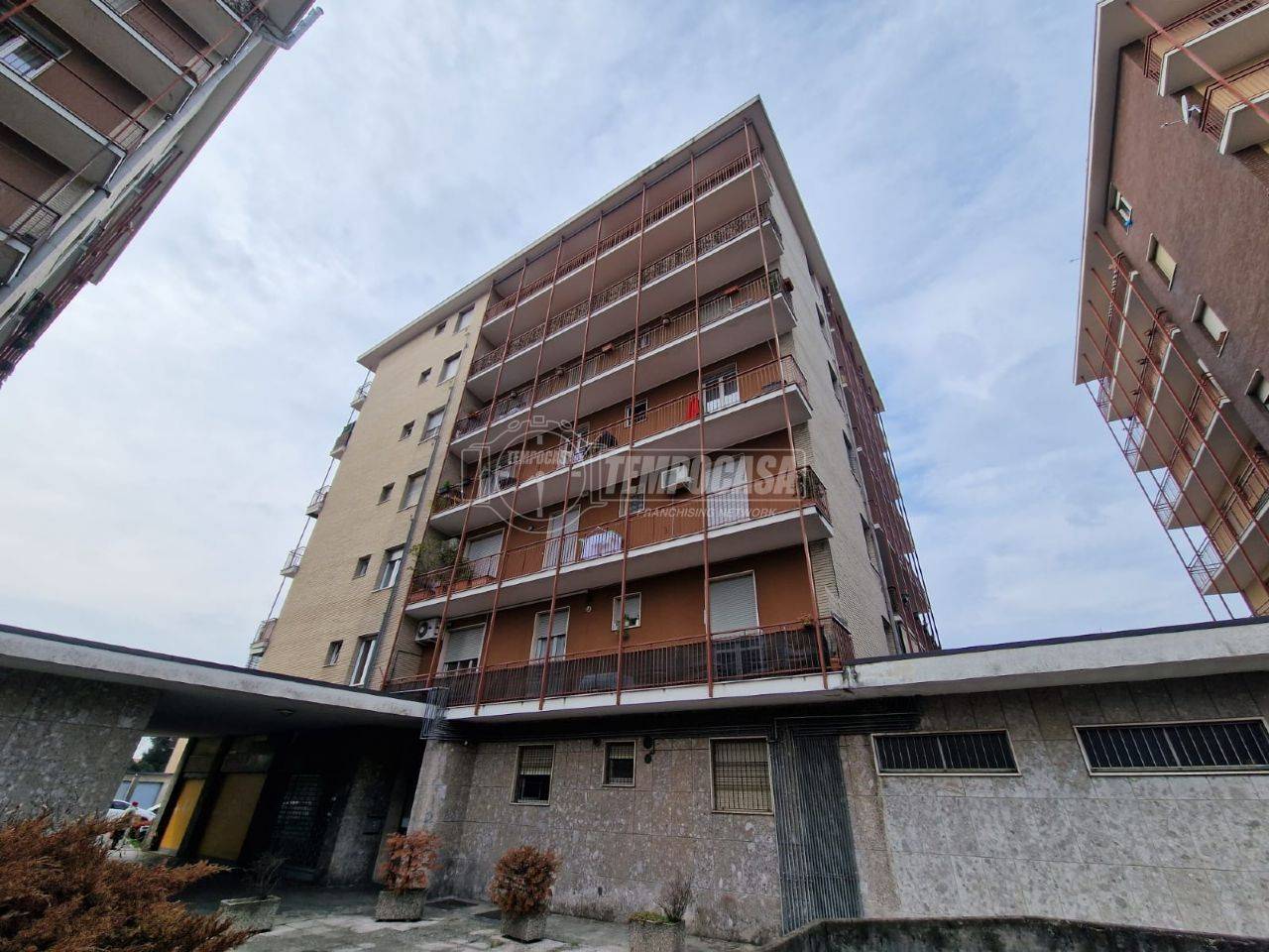 Bilocale via Varesina 18/B, Villa Guardia