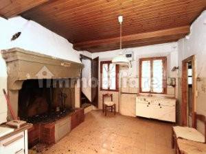 Quadrilocale via Roma 35, Centro, Castiglion Fiorentino