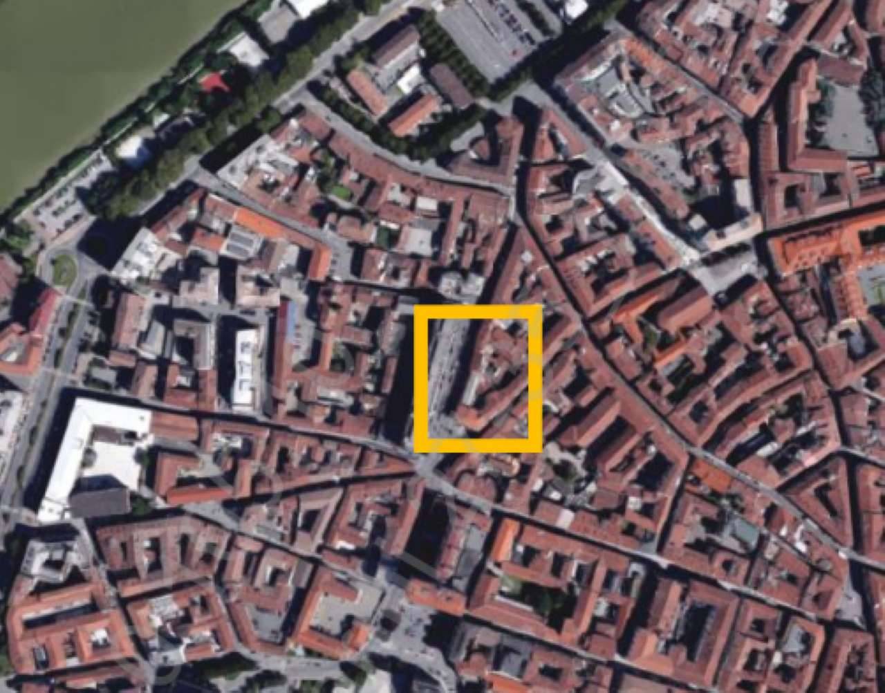 Locale commerciale in Vendita