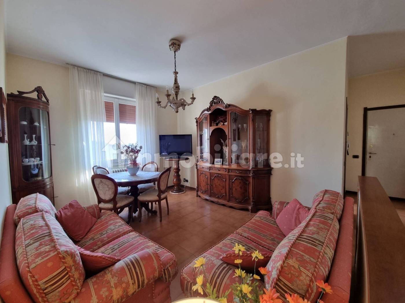 Trilocale via Luciano Manara, Usmate Velate, Usmate Velate