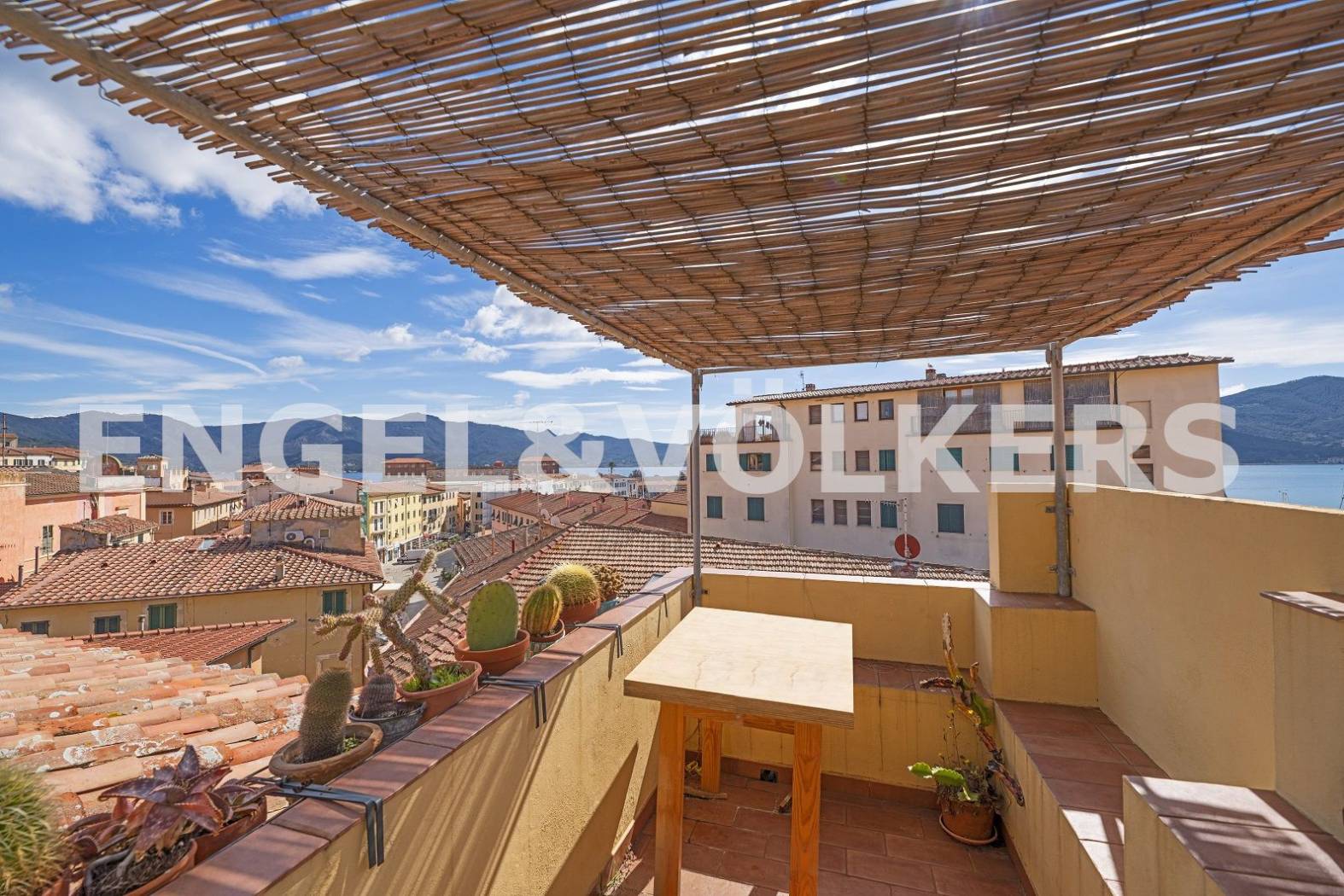 Trilocale via Fonderia 6, Centro, Portoferraio