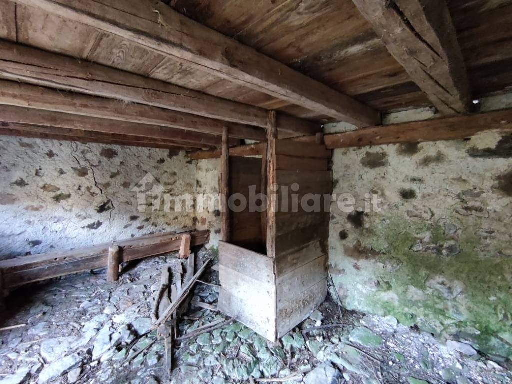 Vendita Rustico in Strada Regionale di Val Degano Rigolato. Da ...