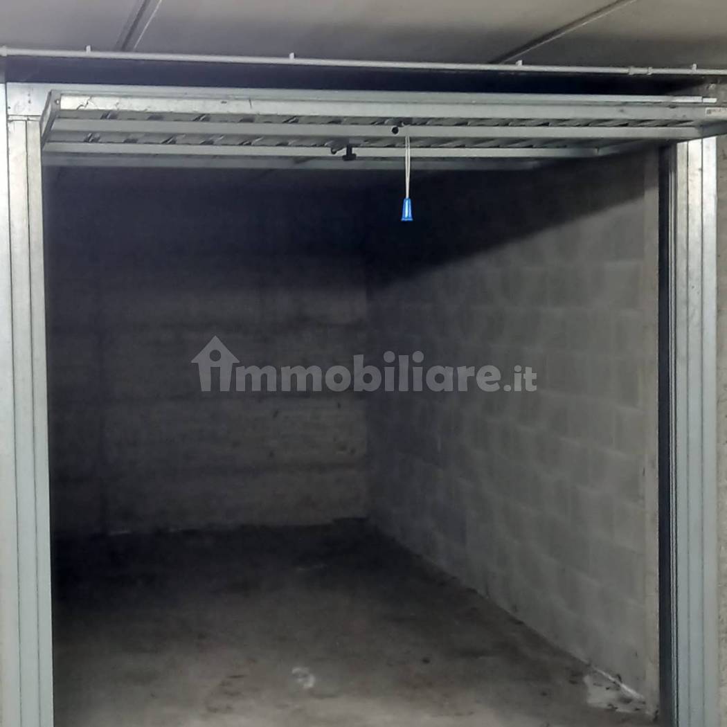 Garage - Box in Vendita