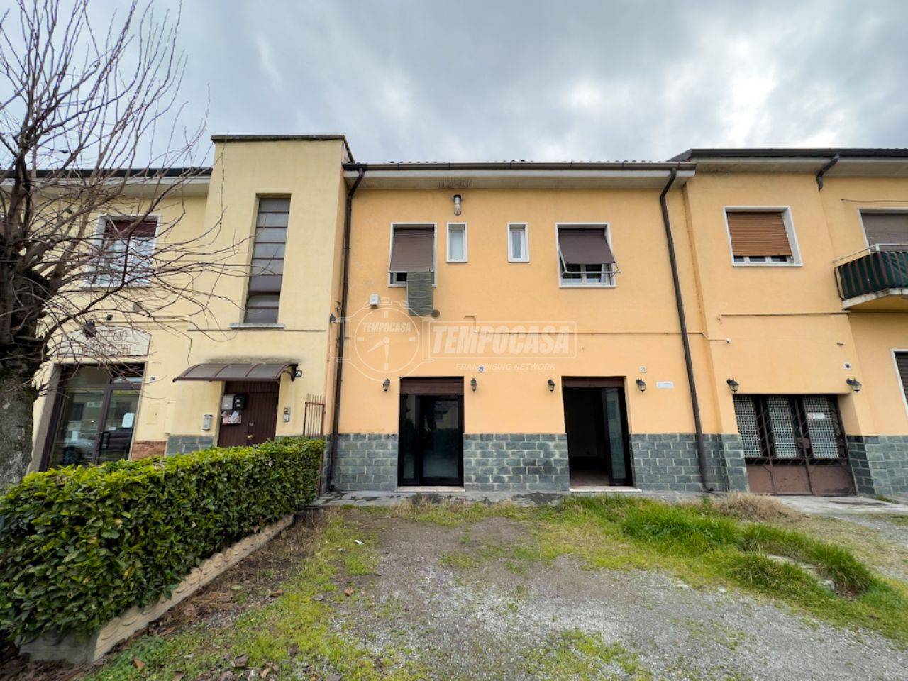 Locale commerciale in Vendita