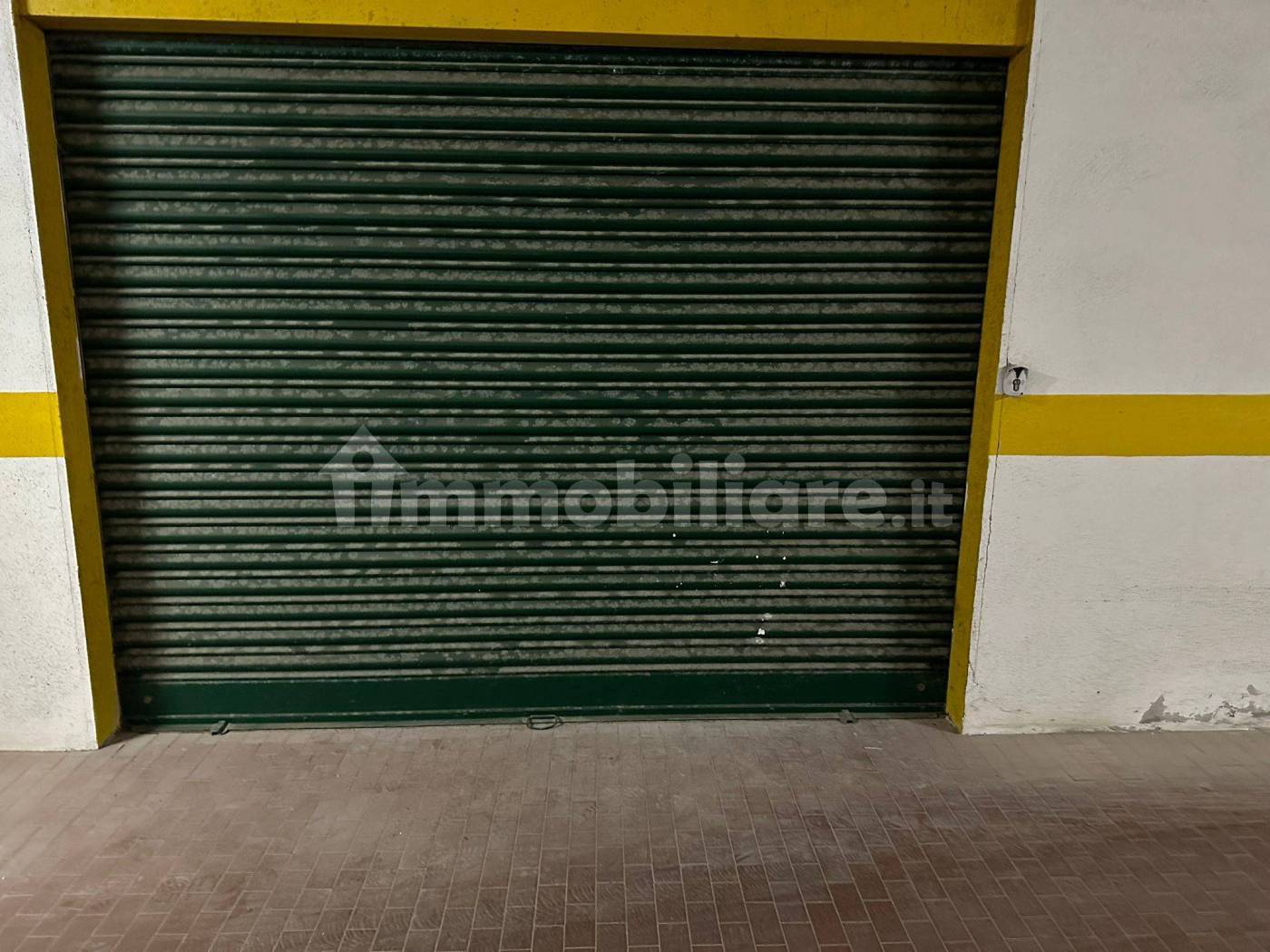 Garage - Box in Vendita