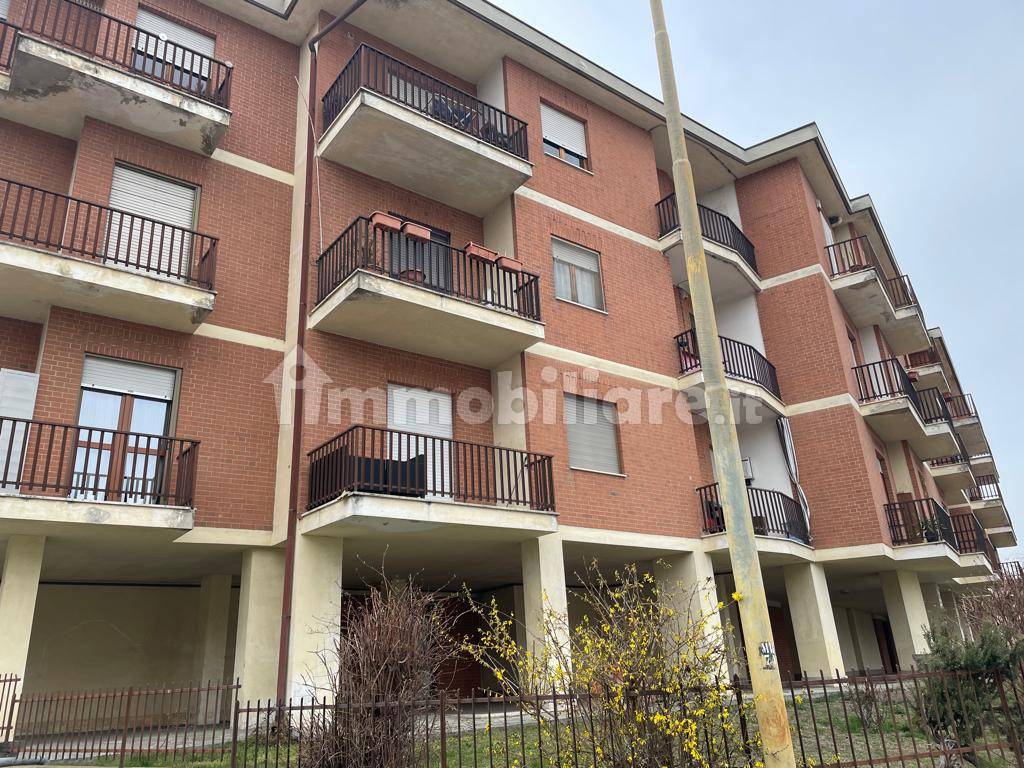 Appartamento via Giuseppe Rocca 11, Corso Alessandria, Asti