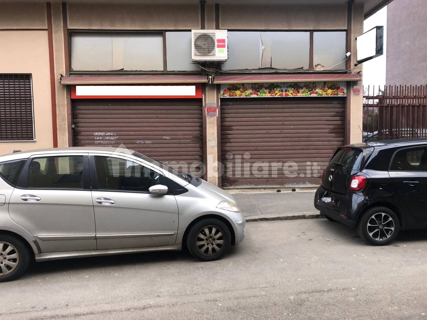 Locale commerciale in Vendita