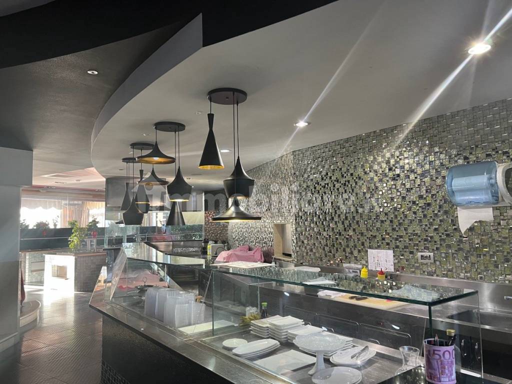 Ristorante via delle Case Rosse, Roma, Rif. 101636223 - Immobiliare.it