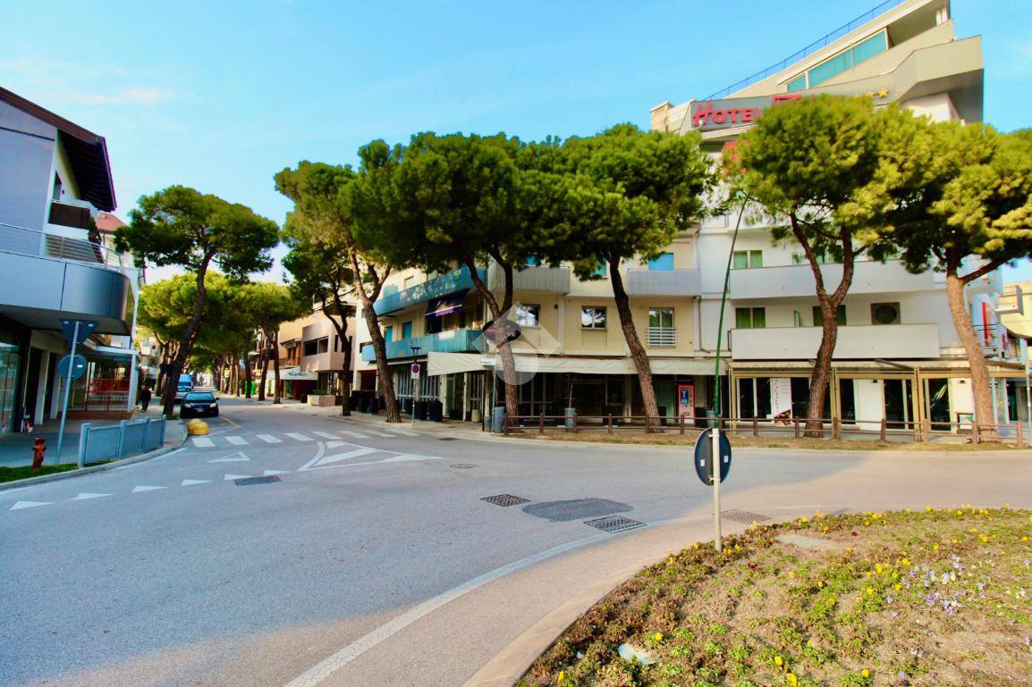 Trilocale viale Miramare 47, Centro, Lignano Sabbiadoro