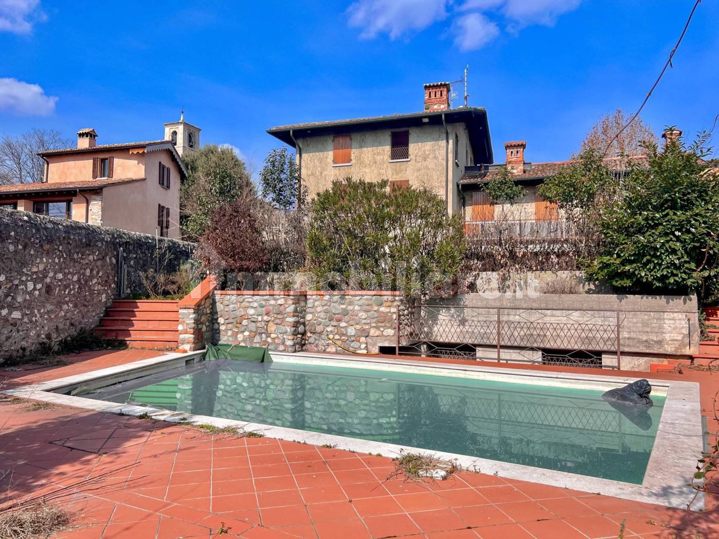 Quadrilocale via Monte Grappa 30, Centro Storico, Desenzano del Garda