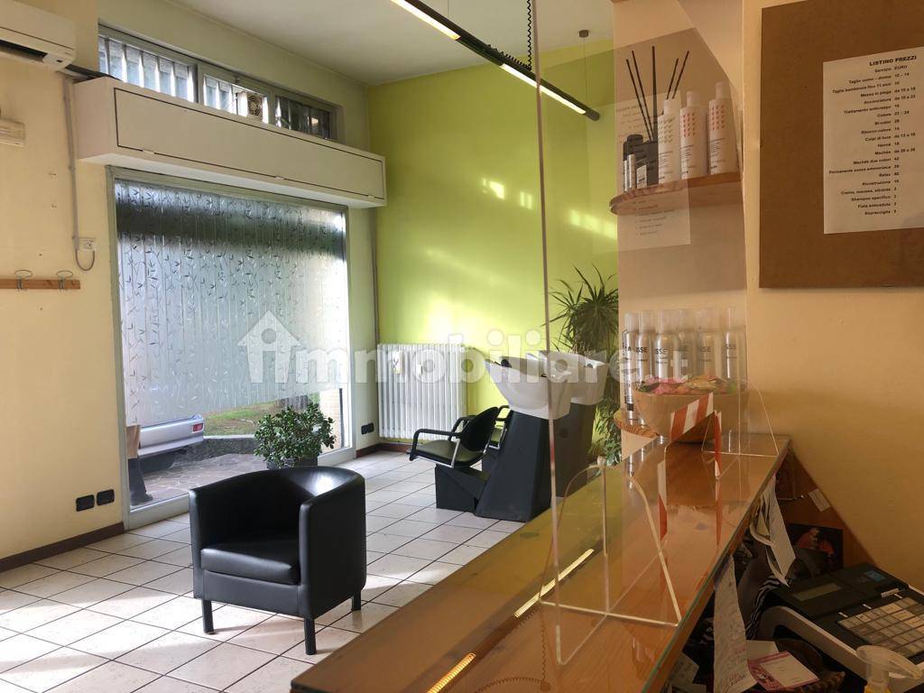 Parrucchiere - Barbiere in Vendita