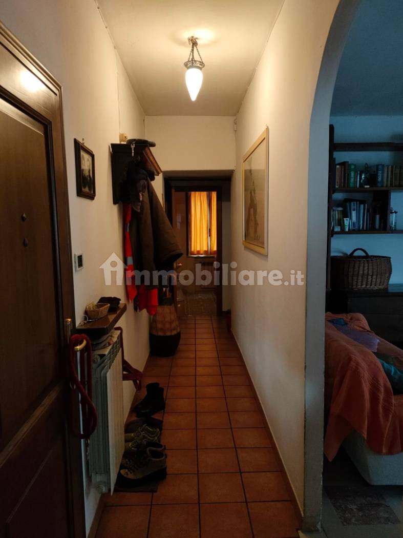 Trilocale buono stato, primo piano, Centro, Pavullo nel Frignano