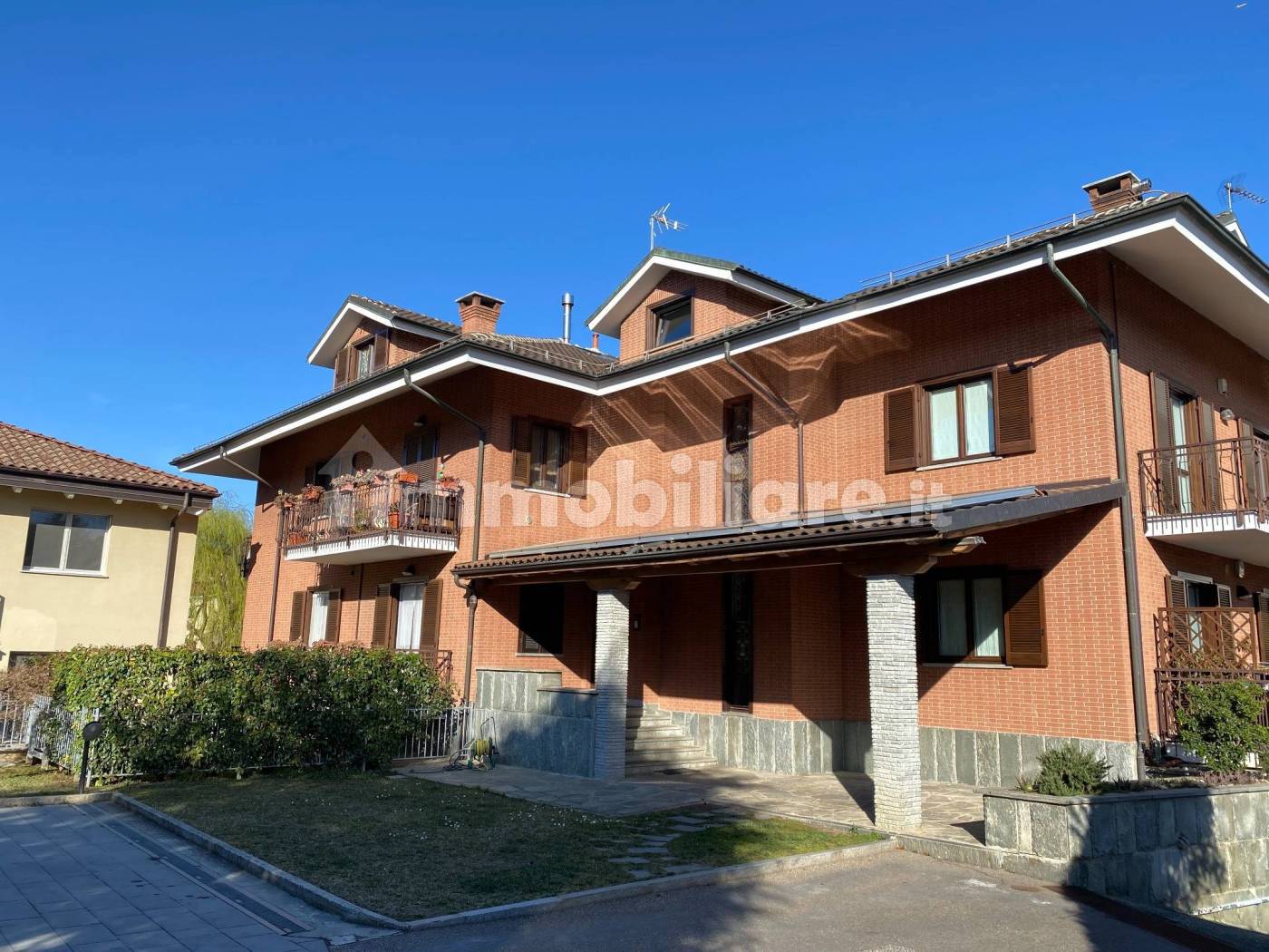 Trilocale via Emilio Perotto 15, Centro Storico, Rivoli