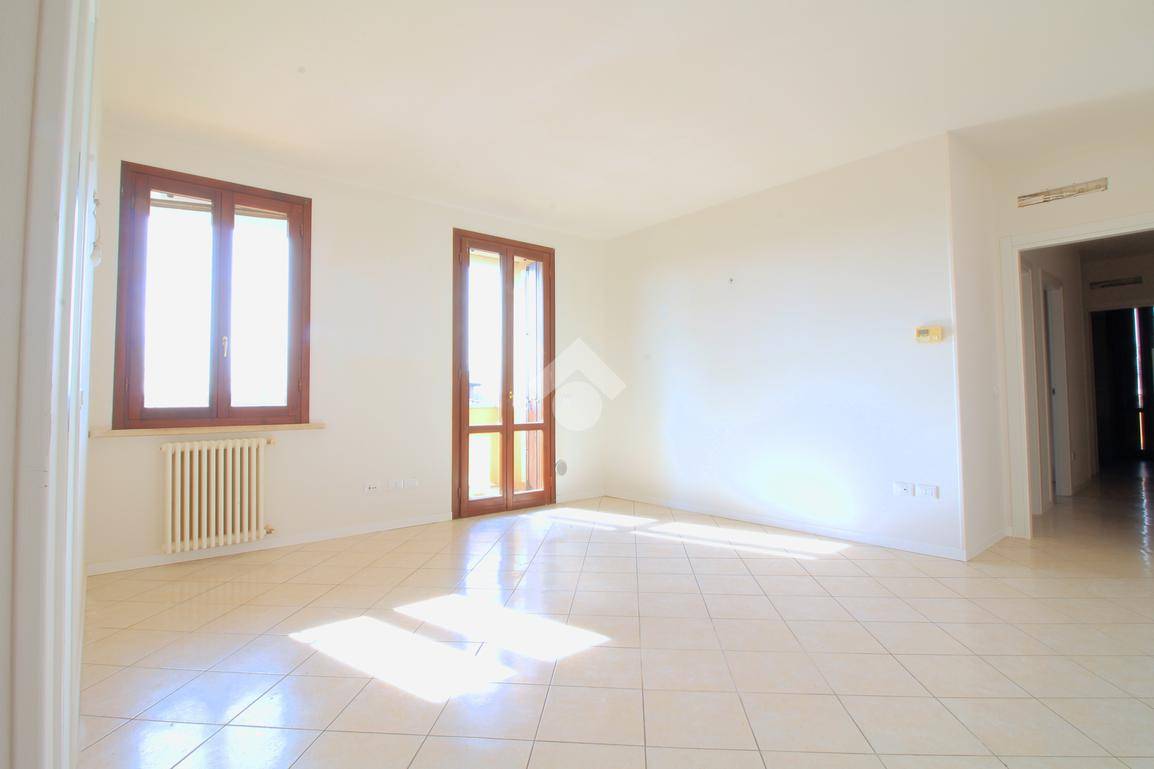 Quadrilocale via Terzi 10, Centro, Fabbrico