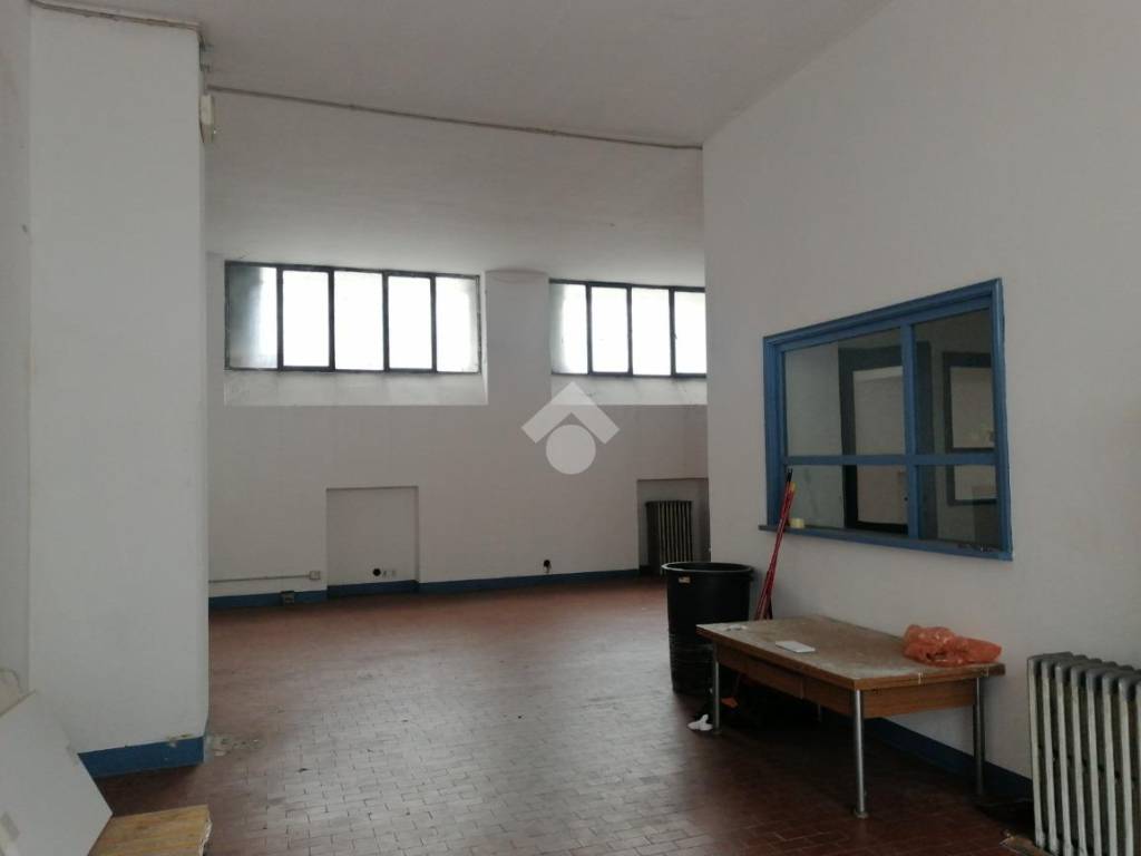 Magazzino - Deposito via Francesco Petrarca 19, Torino, rif. 101655093 ...