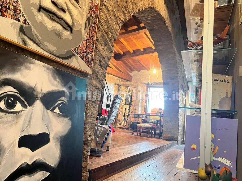 Trilocale via San Pellegrino, San Pellegrino - Pianoscarano, Viterbo