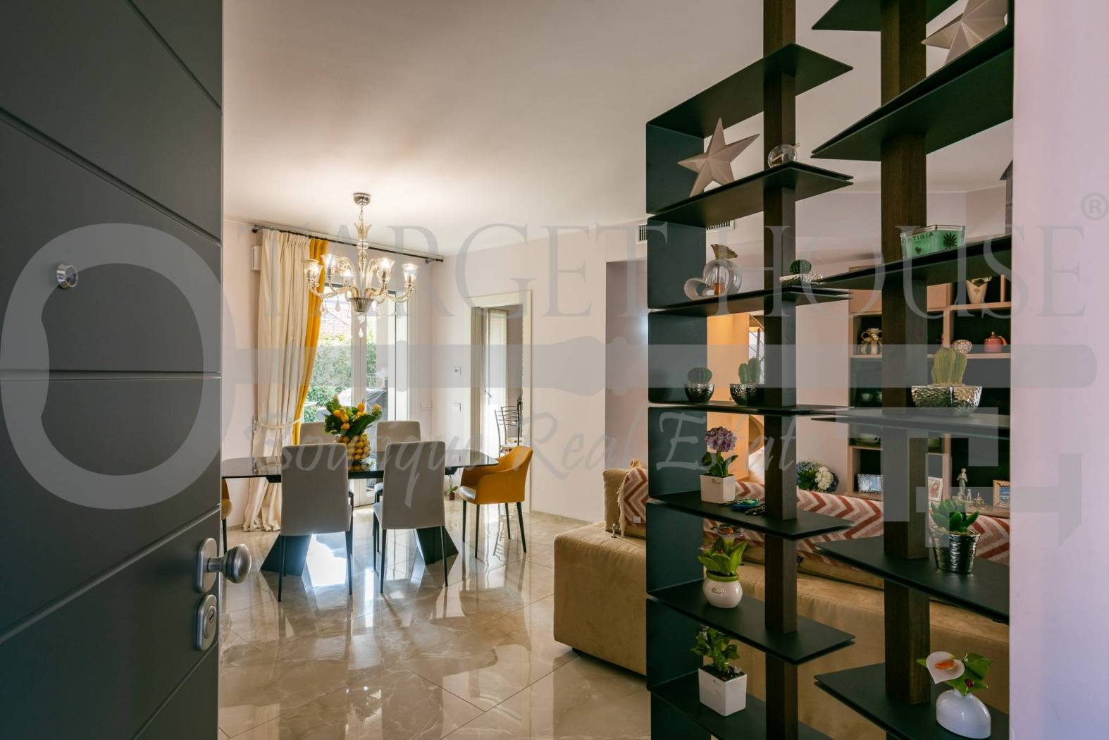 Appartamento viale Giulio Cesare 18, Borghi, Como