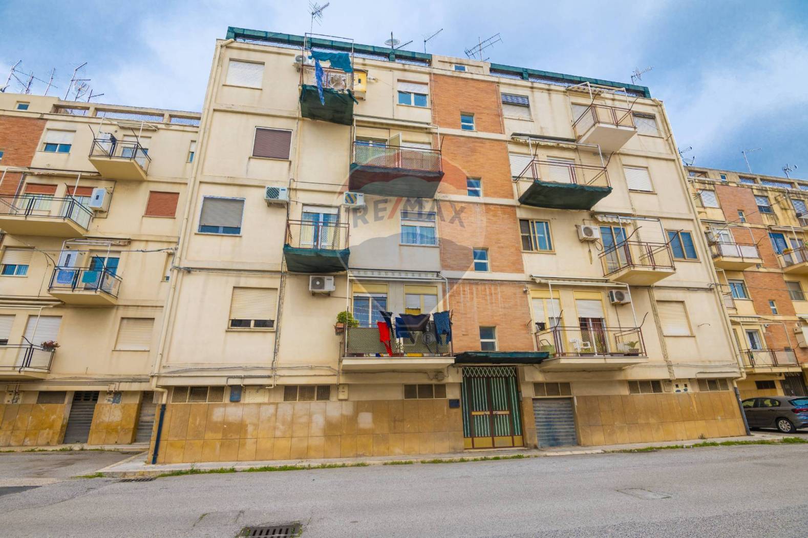 Quadrilocale Madonna Della via 221, Centro, Caltagirone