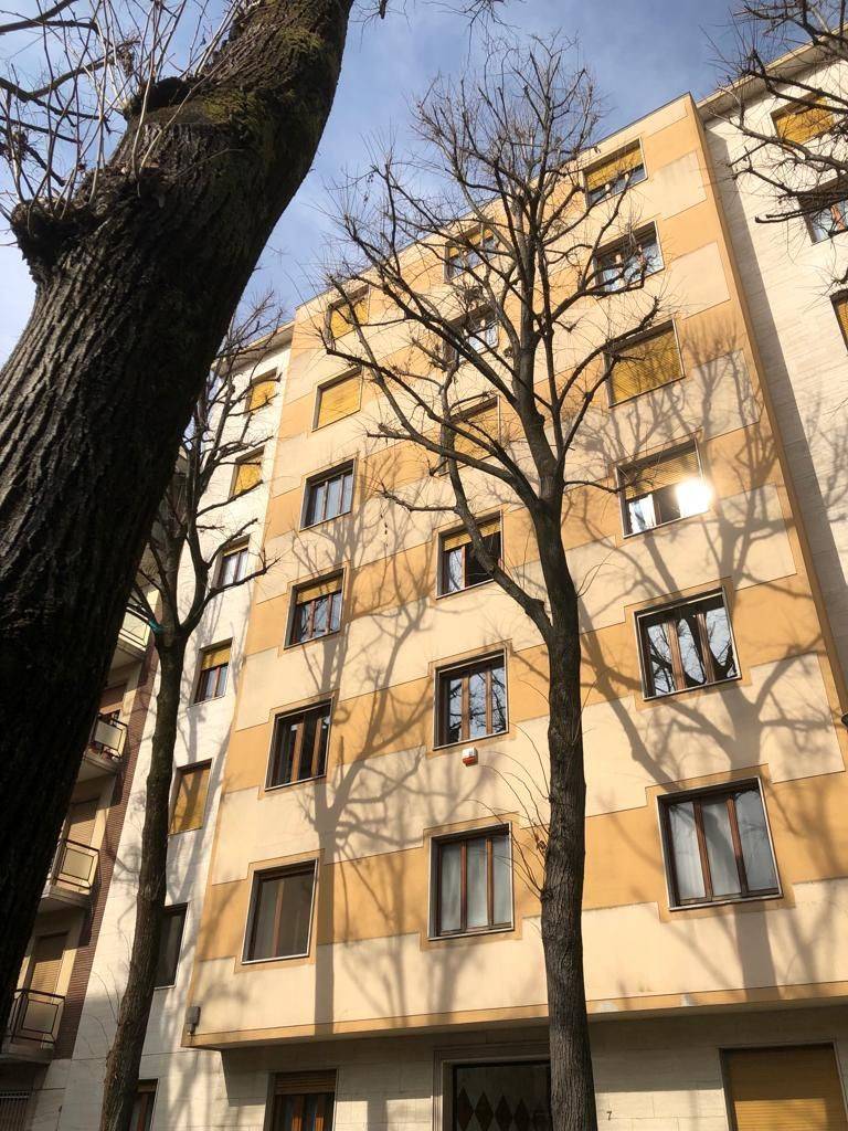 Trilocale buono stato, sesto piano, Clinica Piacenza, Piacenza