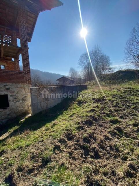 Vendita Rustico in frazione Carega Cellio con Breia. 4 m², rif. 101664951