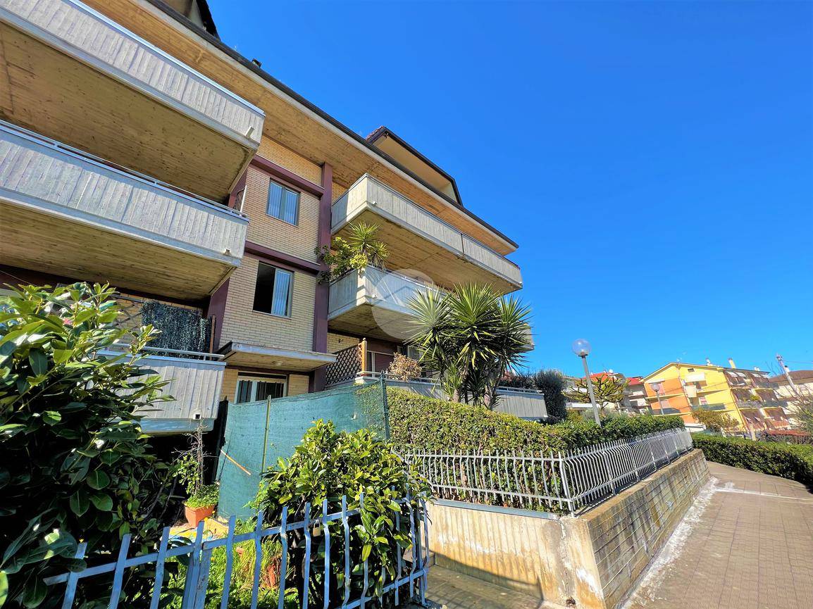 Quadrilocale via monte verde 3, Porto d'Ascoli, San Benedetto del Tronto