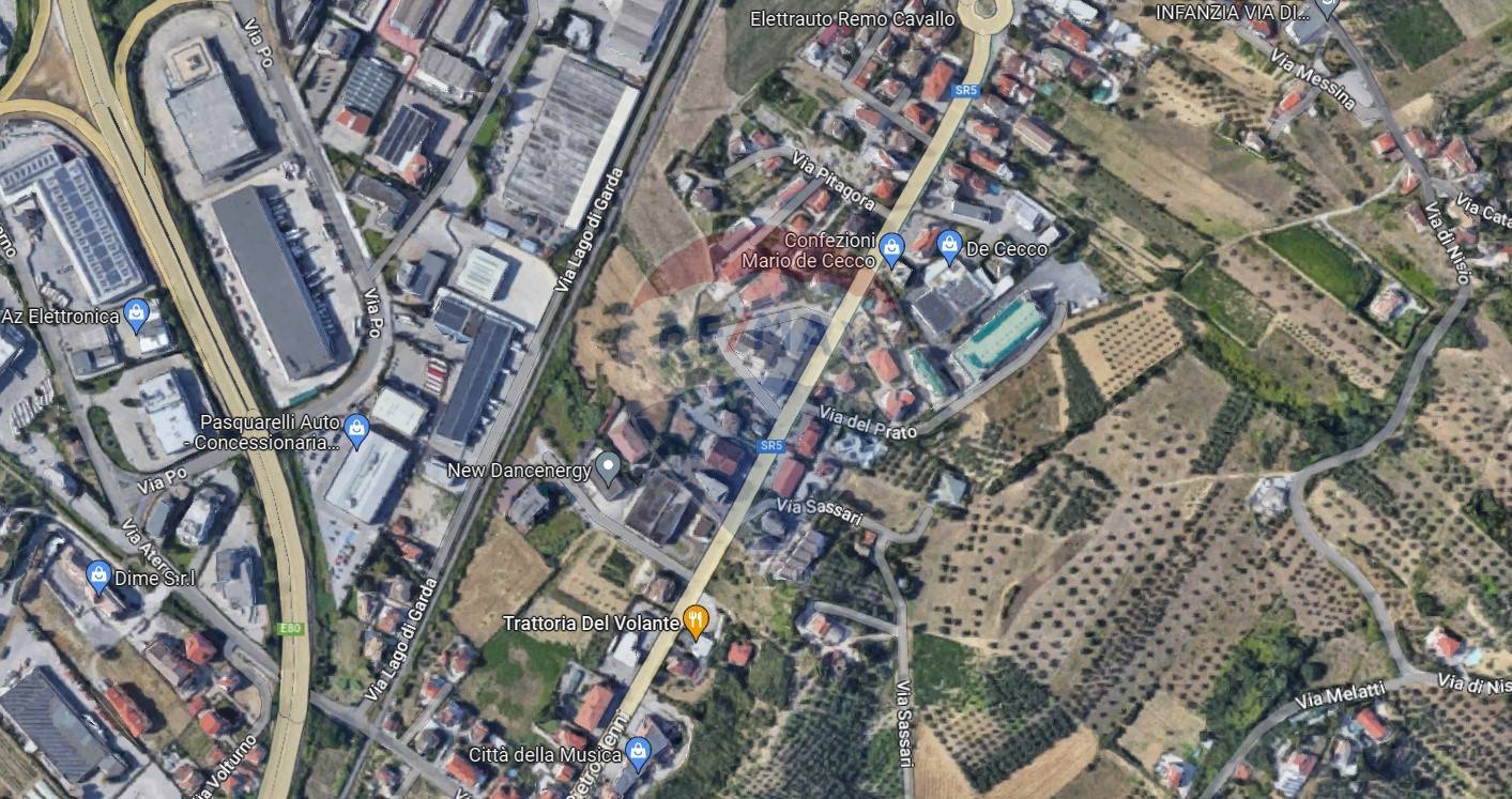 Locale commerciale in Vendita