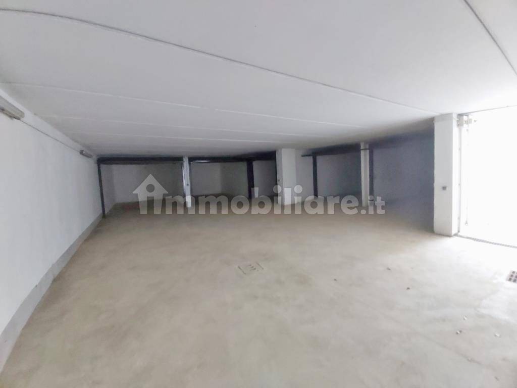 Garage - Box in Vendita