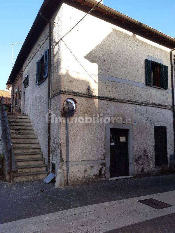 Bilocale via Guglielmo Marconi 58, Monterosi