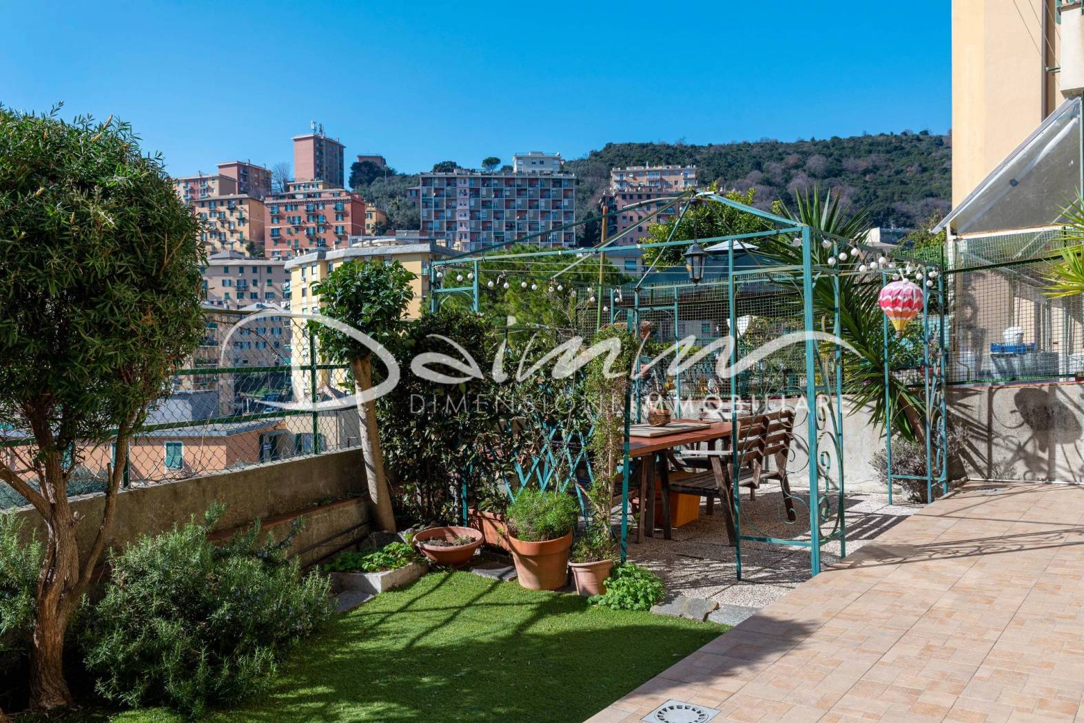 Appartamento via Armando Pica, Borgoratti, Genova